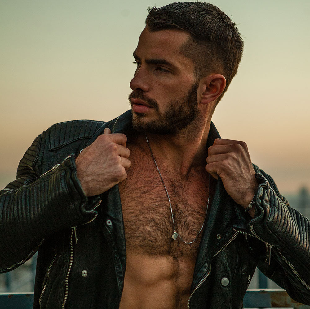 STERLING SILVER SCAPULAR NECKLACE by ANTHONY PECORARO – SEVEN50